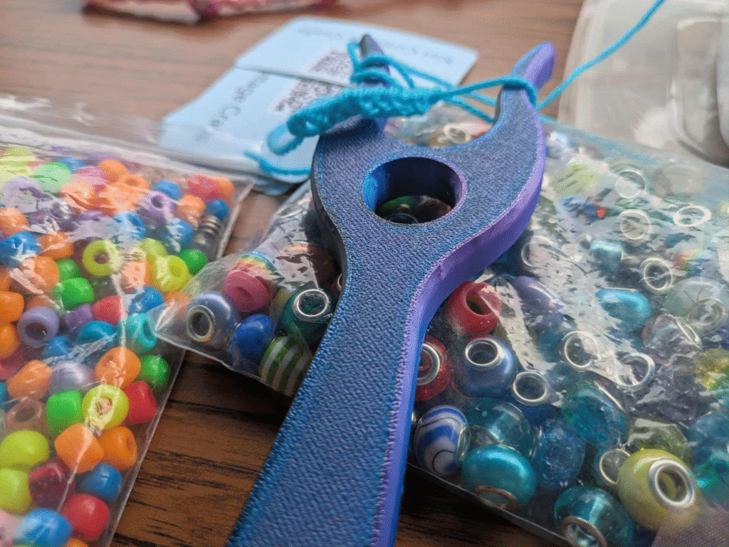 Braiding with a Lucet - Kiri Cottage